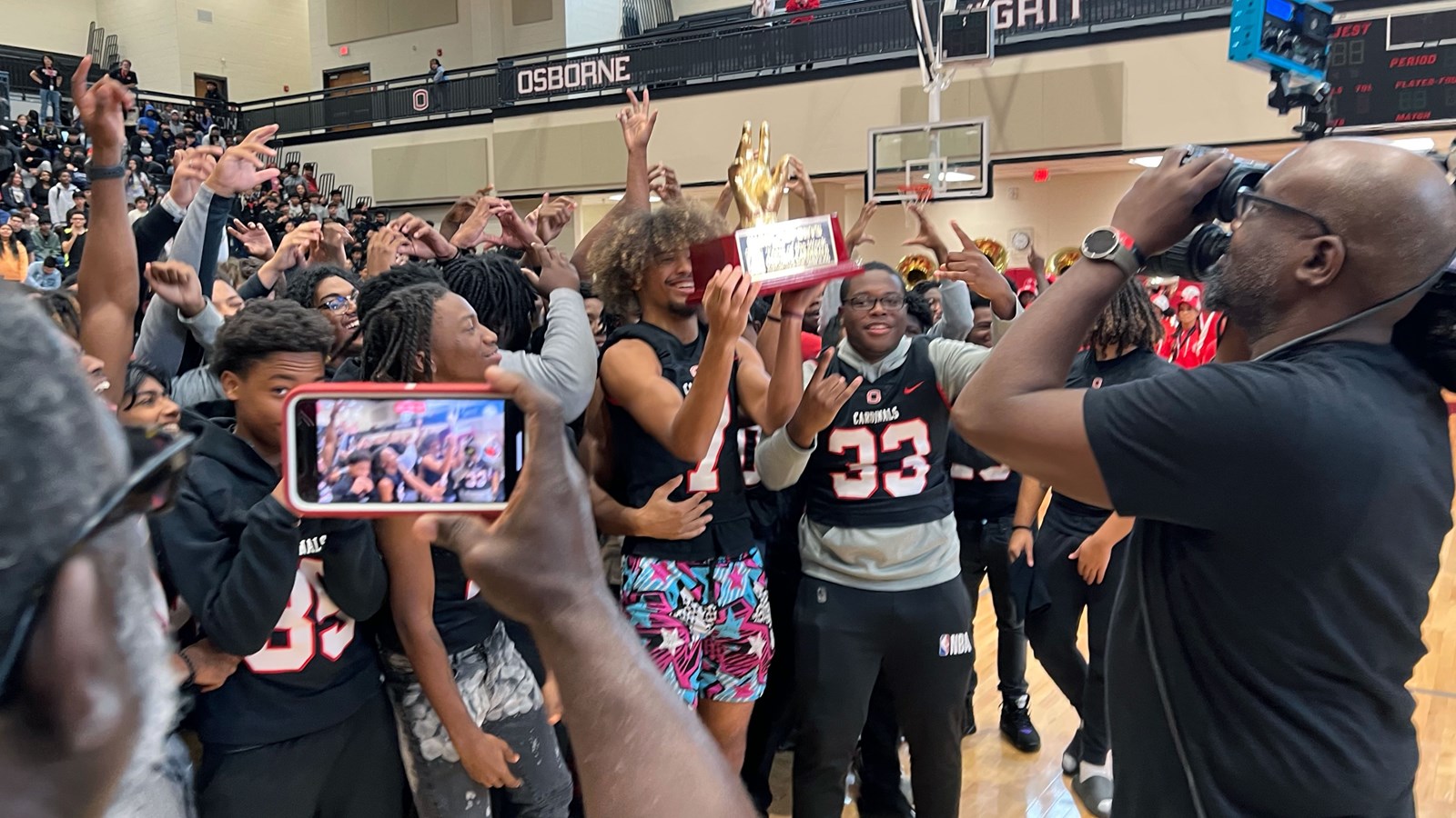 Cardinal Football Team Named FOX5 Team of the Week
