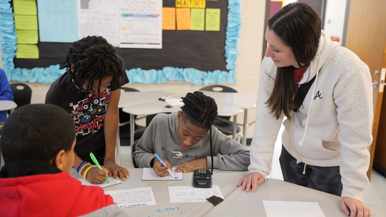 Braves Spend Day of Service at All-Star Betty Gray Middle School