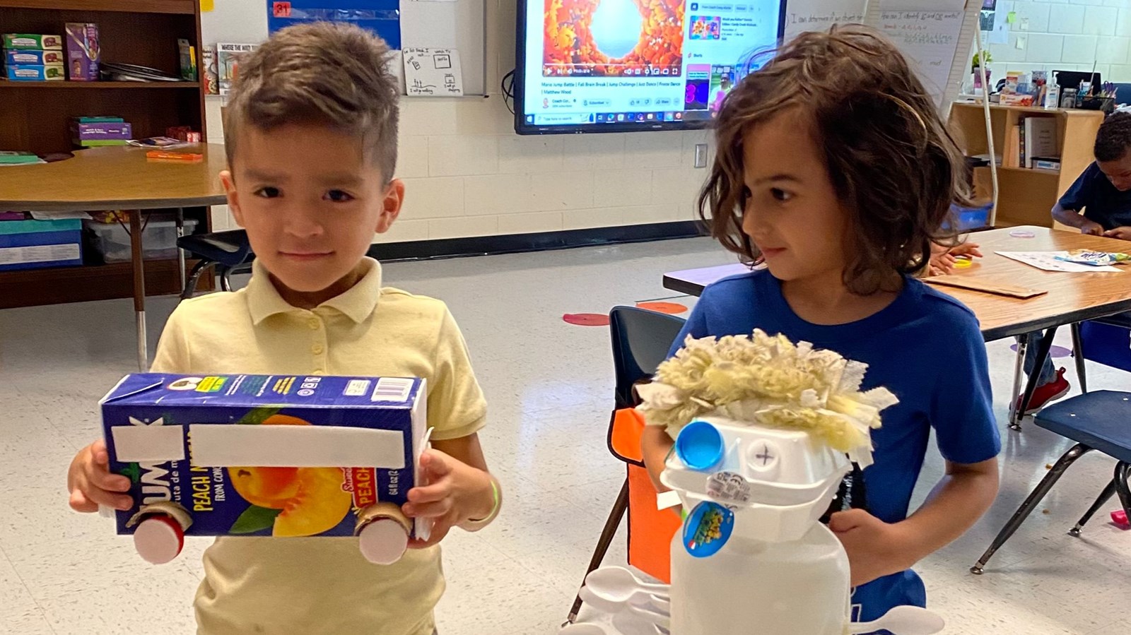 Russell Elementary Hosts Fall STEM Day